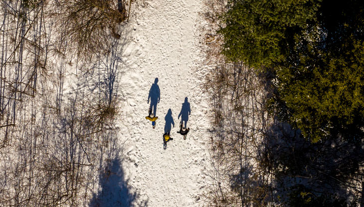 Guided snowshoeing tours and rentals | Destination Ontario