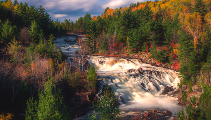 Northern fall colour landscapes | Destination Ontario